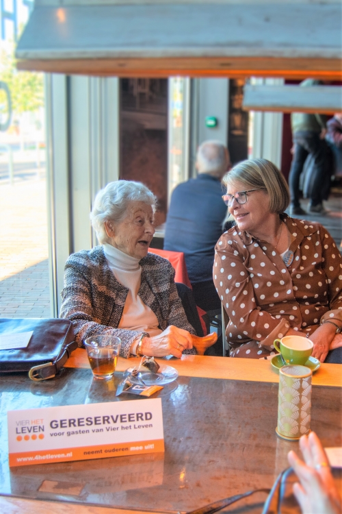 Stichting Vier het Leven - senioren service | Posttheater